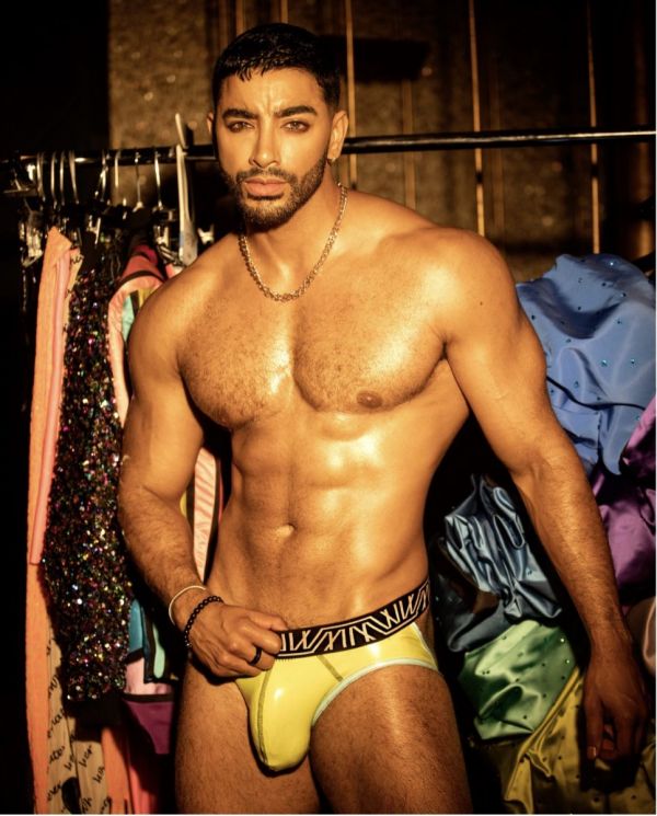 Portfolio : Trop beau Laith Ashley qui joue le chéri de Taylor Swift dans le clip de « Lavender ...